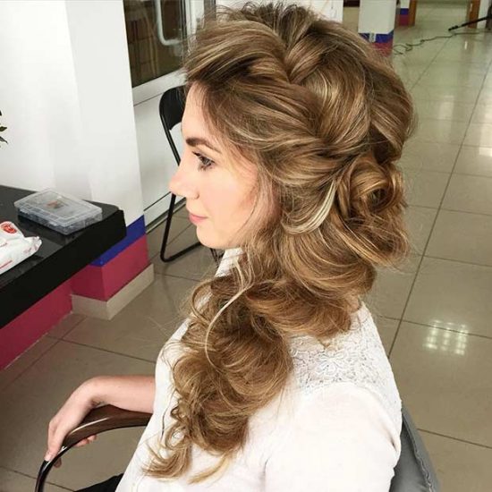 20 Modelos de Penteados Lateral com Trança