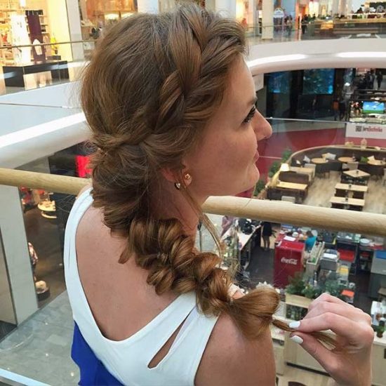 20 Modelos de Penteados Lateral com Trança